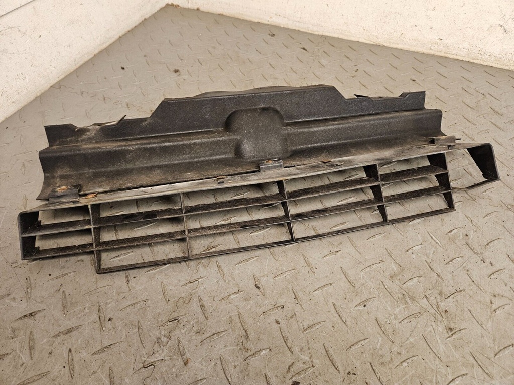 JAGUAR XJS FACELIFT FRONT LOWER GRILLE RADIATOR STONEGUARD ASSEMBLY ...