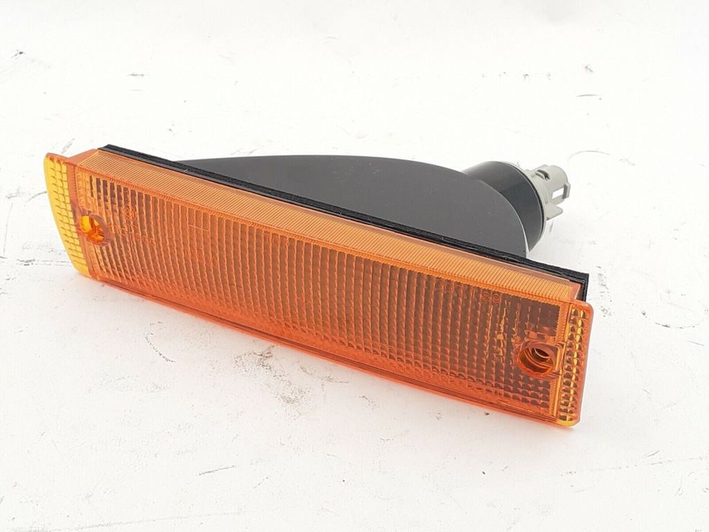 FRONT LEFT BUMPER INDICATOR LATE STAGE 2 FACELIFT | Simply Performance