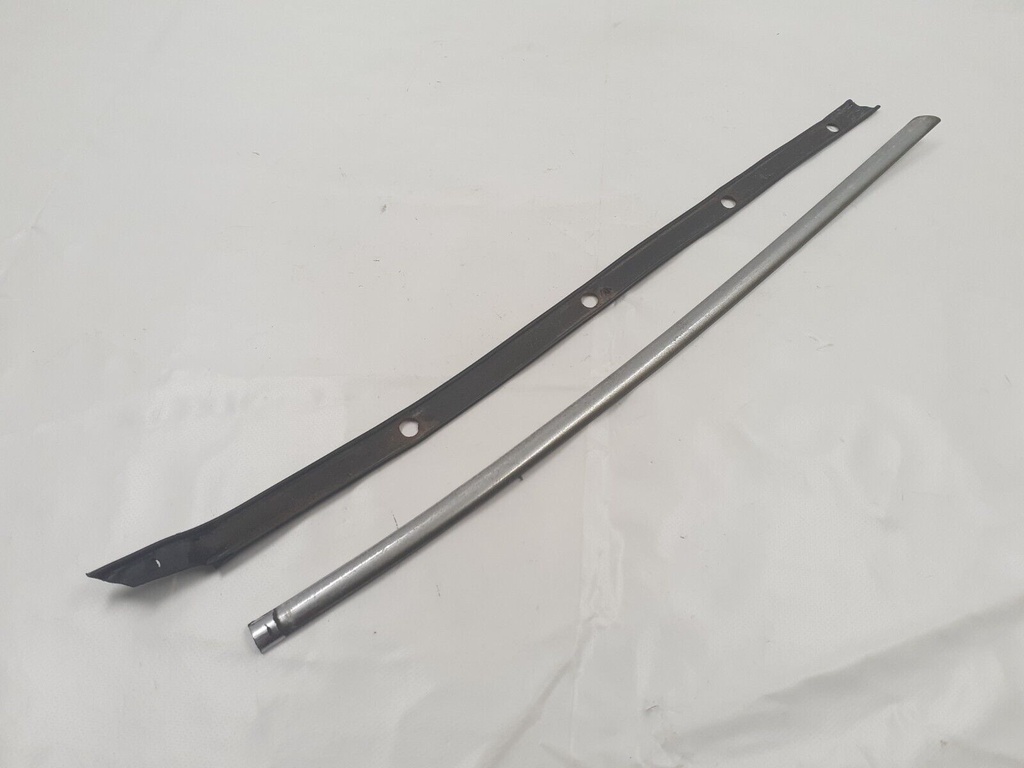 Jaguar XJS REAR QUARTER WINDOW VENT CHROME TRIM STRIP BRIGHT FINISHER ...