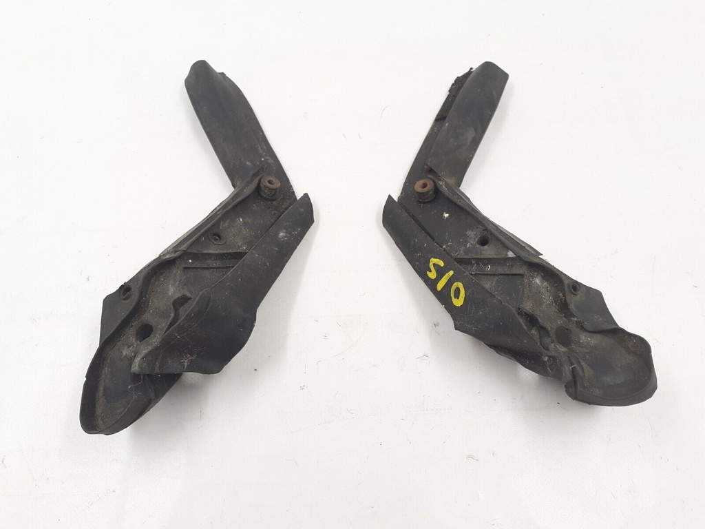 JAGUAR XJS PRE FACELIFT CONVERTIBLE REAR RUBBER WINDOW ROOF SEALS OUTER ...