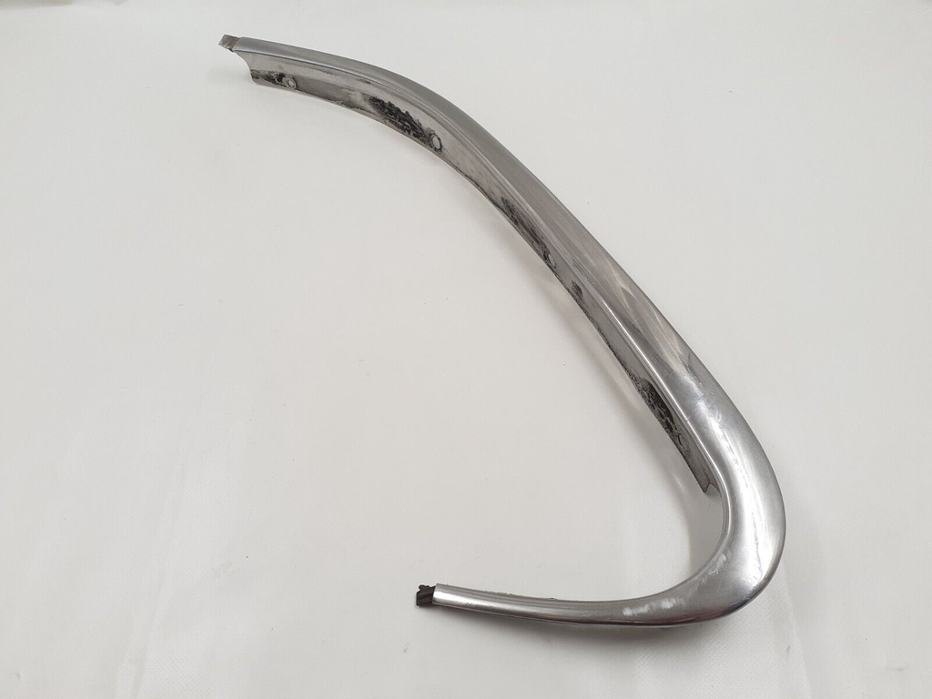 JAGUAR XJS FACELIFT LEFT REAR QUATER GLASS WINDOW CHROME SURROUND TRIM ...